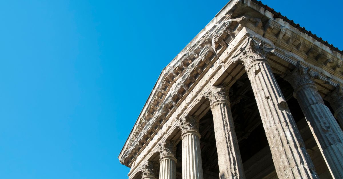 Templo de Augusto y Livia: un tesoro arquitectónico en el corazón de ...